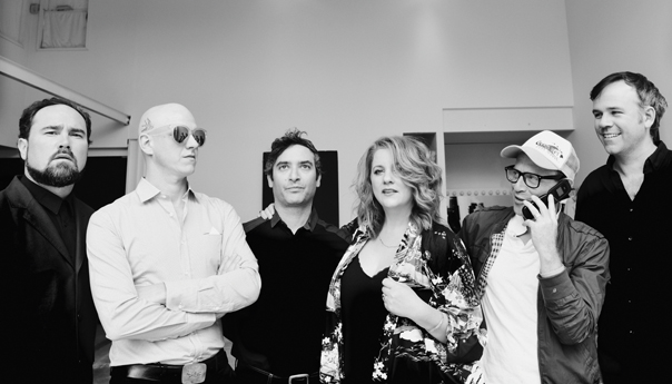 REVIEW: Stars highlight soaring melodies on 'Fluorescent Light' | RIFF