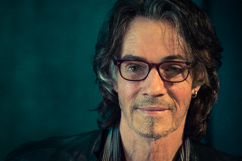 Rick Springfield goes back to his roots with 'The Snake King' | Interview