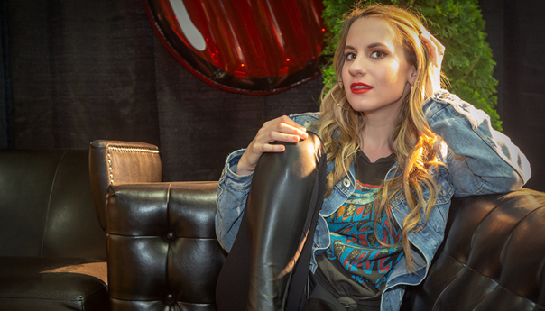 Caitlyn Smith knows the magic words on 'Starfire' | RIFF Interview