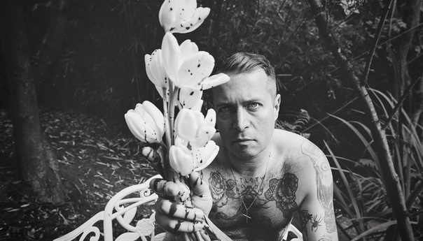 King Dude dissects conflict with 'Music To Make War To' | RIFF Magazine