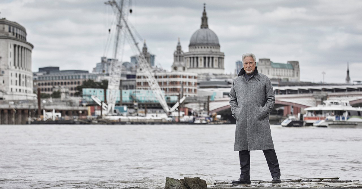 Tom Jones is alive and well ‘Surrounded by Time’ | Review