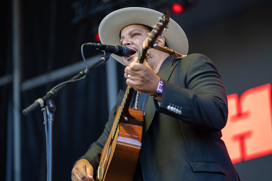 Chris Pierce changing the face of Americana | INTERVIEW
