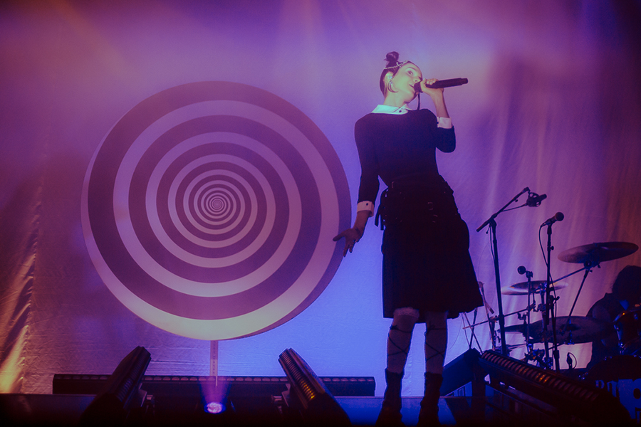 Poppy comes alive at spirited Berkeley gig | REVIEW