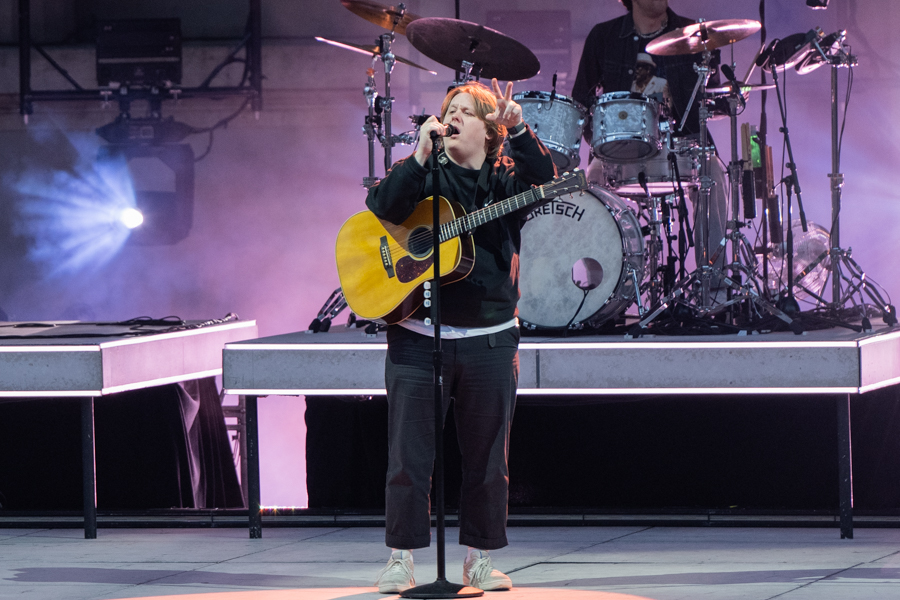The Scariest 60 Seconds of Lewis Capaldi’s Life Rewrote Pop History ...