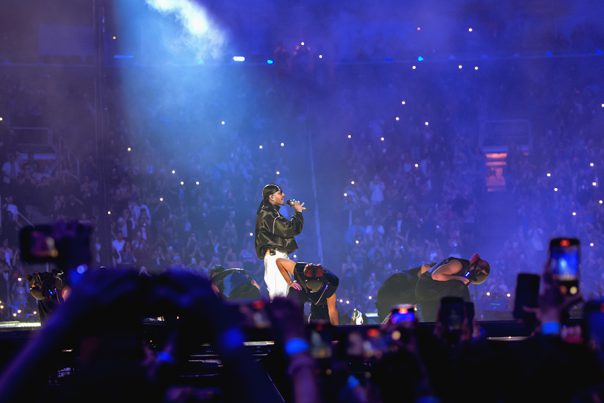 Rauw Alejandro transforms San Jose into planet 'Saturno' | REVIEW