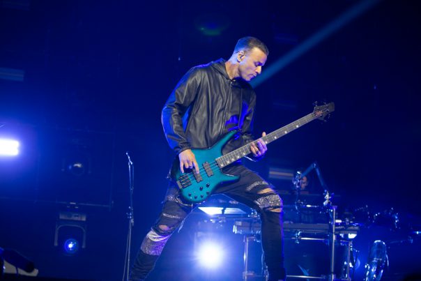 Muse masters misdirection at fiery Oakland Arena spectacle | REVIEW