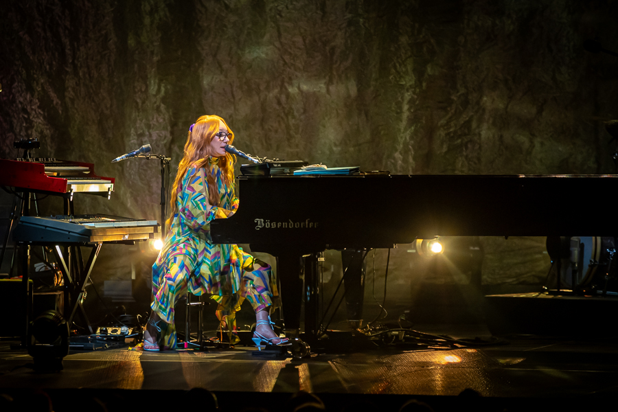 Tori Amos pays tribute to Sinéad O'Connor in San Francisco | REVIEW