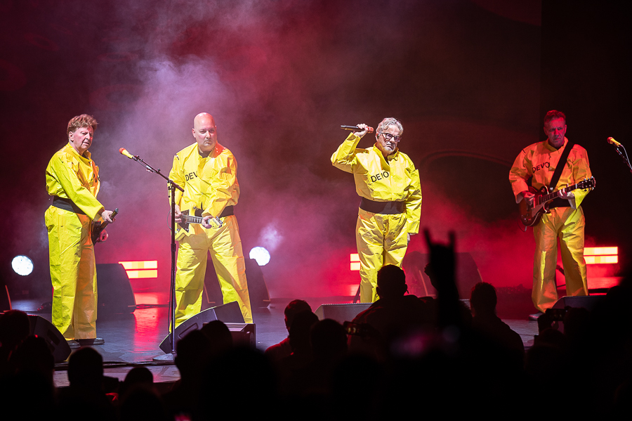 DEVO celebrates 50 years of devolution in San Francisco | REVIEW