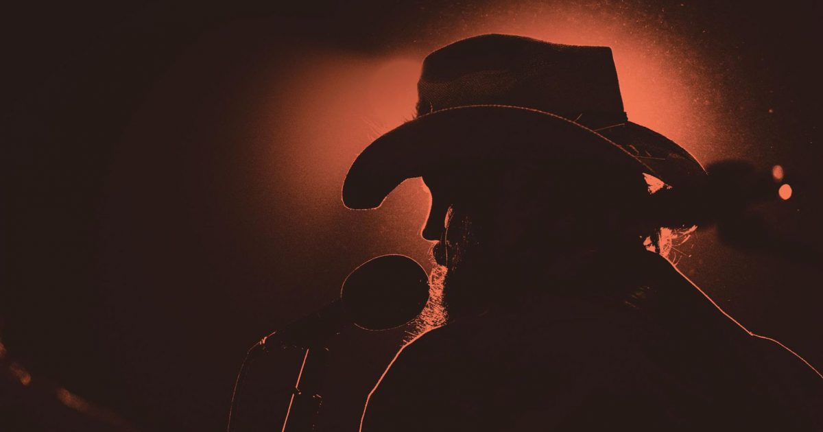 Chris Stapleton brings the pain on 'Higher' | ALBUM REVIEW