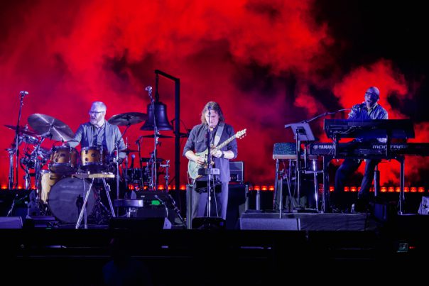 David Gilmour plays 1st U.S. gig in 8 years at L.A.'s Intuit Dome