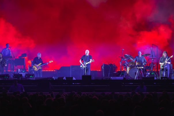David Gilmour plays 1st U.S. gig in 8 years at L.A.'s Intuit Dome