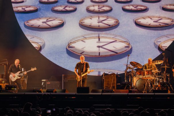 David Gilmour plays 1st U.S. gig in 8 years at L.A.'s Intuit Dome