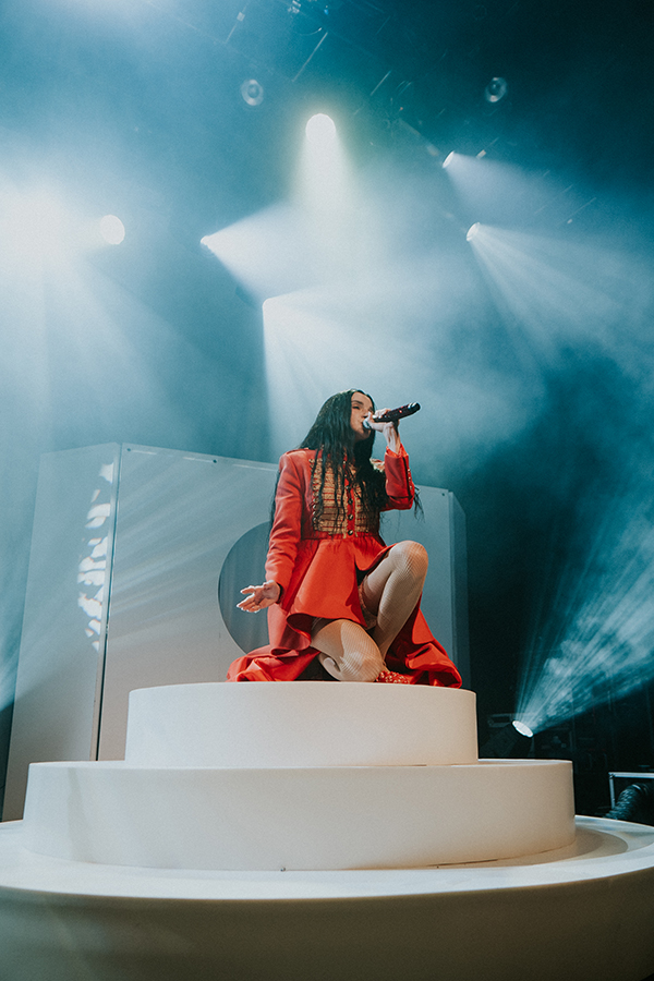 Poppy reigns as scream queen at San Francisco tour opener | REVIEW