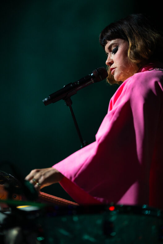 REVIEW: Lucius spreads wholesome positivity in San Francisco | RIFF