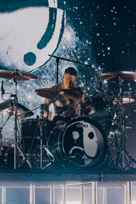 REVIEW: Fall Out Boy plays 'super' intimate show in San Francisco | RIFF