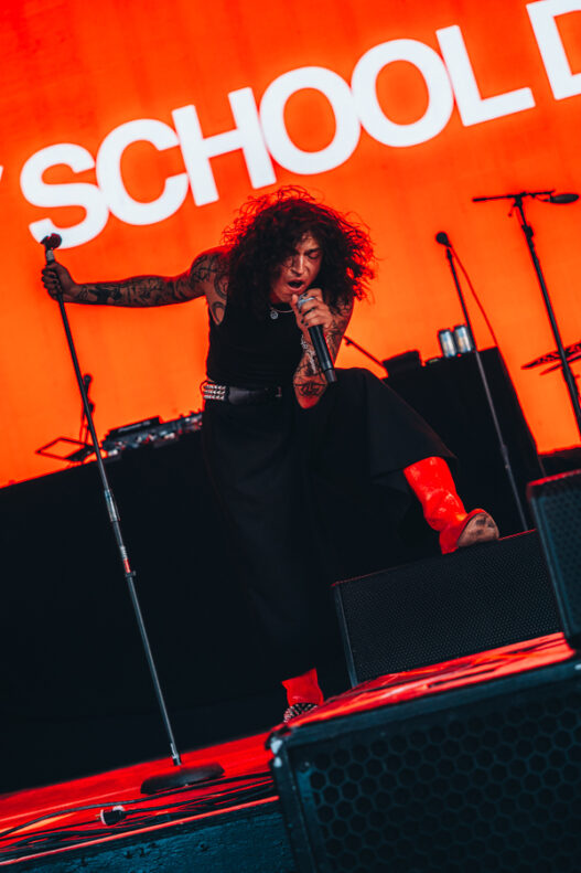 REVIEW: MGK and Wiz Khalifa light up 'Lost Americana' in the East Bay ...